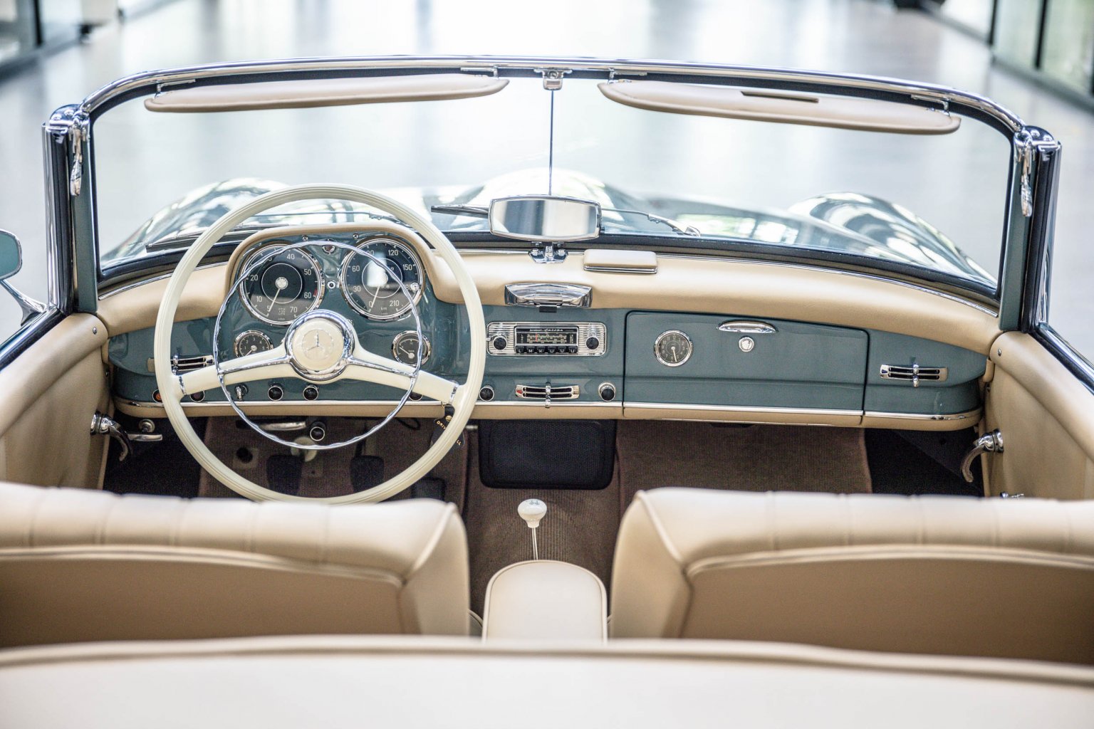 Mercedes 190SL (1956) | DRIVERSHALL