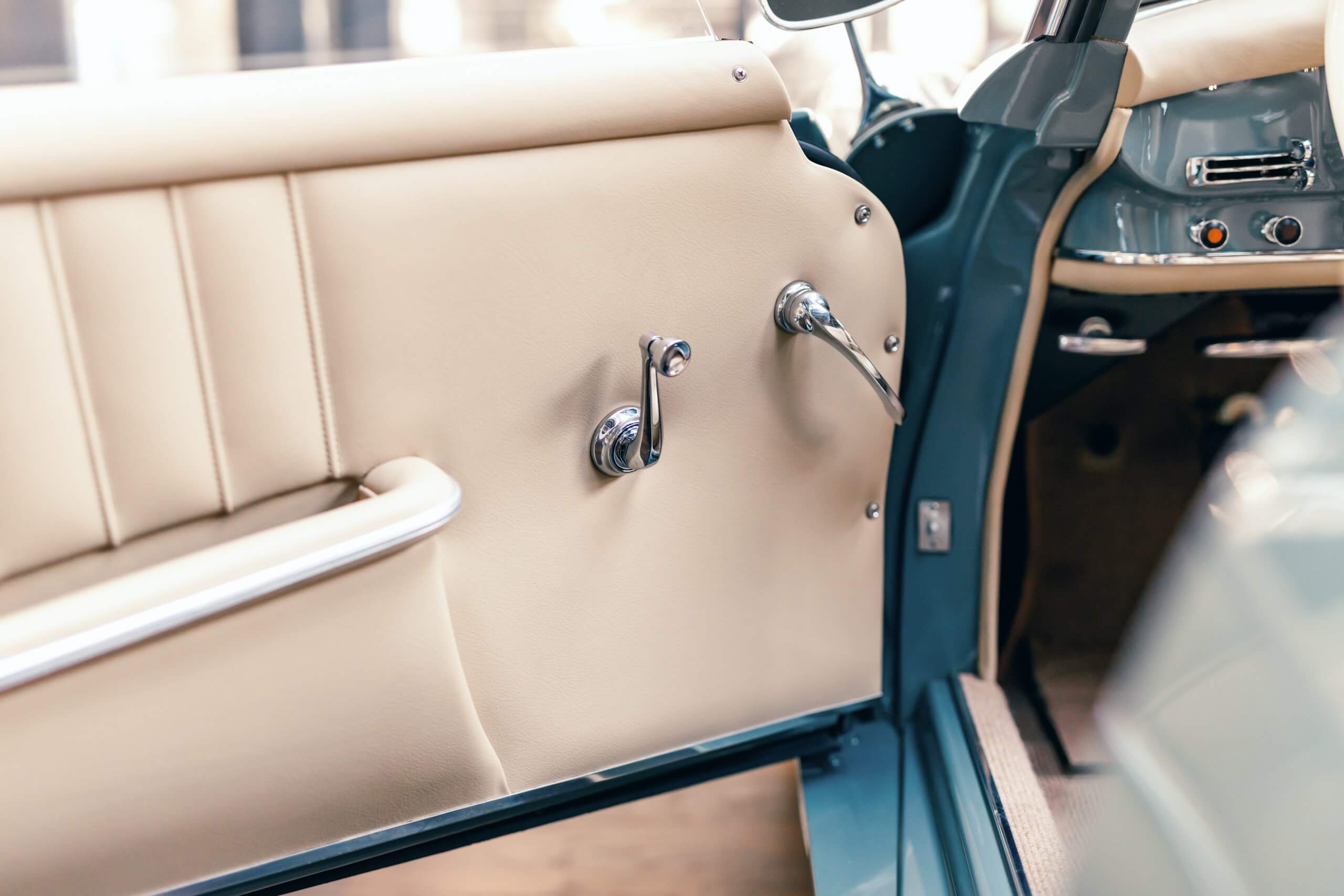 Mercedes 190SL (1956) | DRIVERSHALL