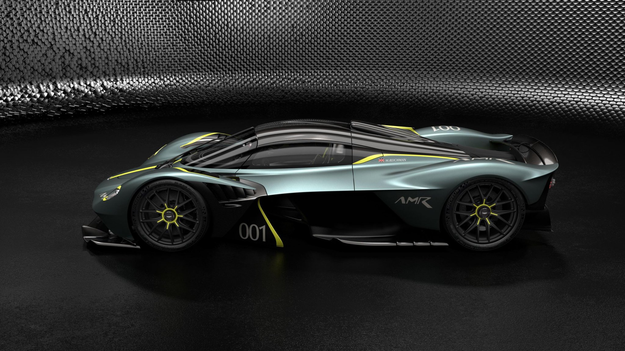 Aston Martin Valkyrie: the Options - Drivers Hall